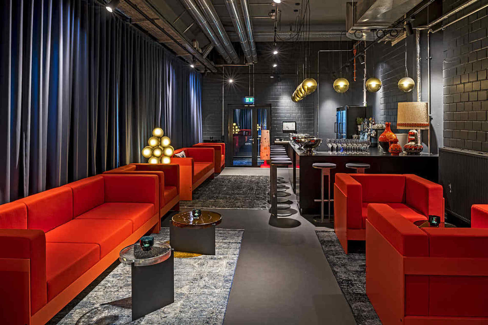 Spectacular rooftop terrace as a business event venue I Design Offices